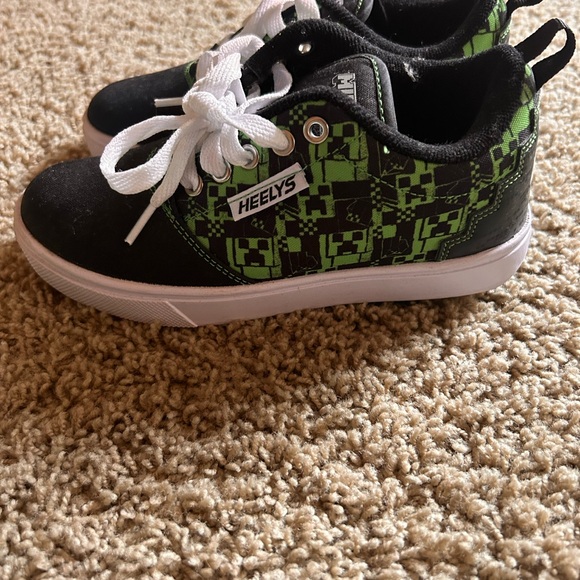 Heelys | Shoes | Heelys Kids Sneakers With Wheels Minecraft | Poshmark